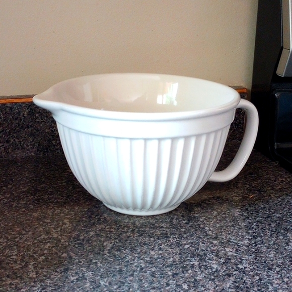 Dining | Pancake Batter Bowl | Poshmark
